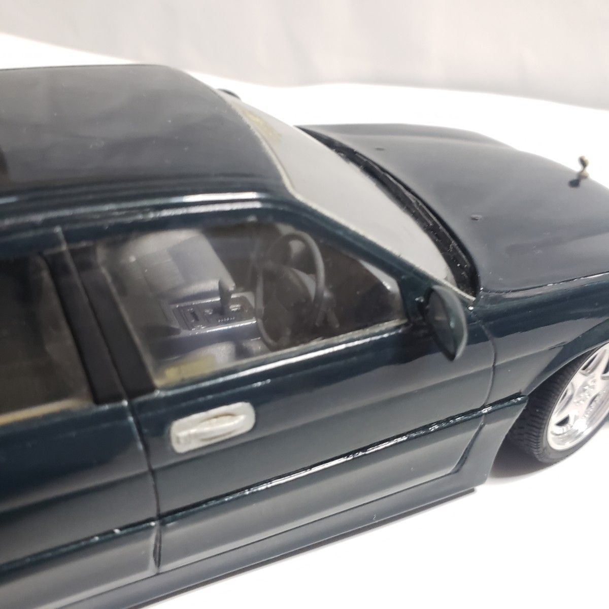 プラモデル完成品 1/24 ジャンクションプロデュース Y32シーマ プラモデル完成品 1/24 ジャンクションプロデュース Y32シーマ