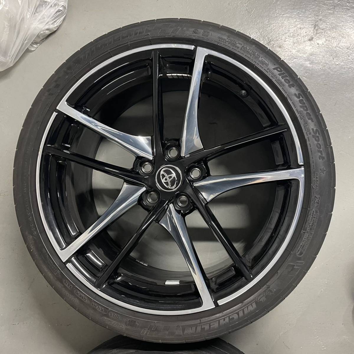 Yahoo オークション 美品 トヨタ A90 スープラrz 19インチ 純正ホイ