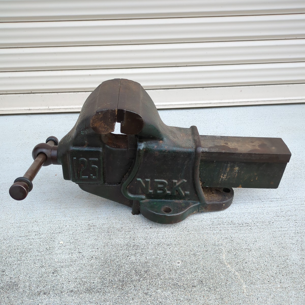 Yahoo!オークション - NBK ナベヤ バイス 万力 125 金口幅約125mm