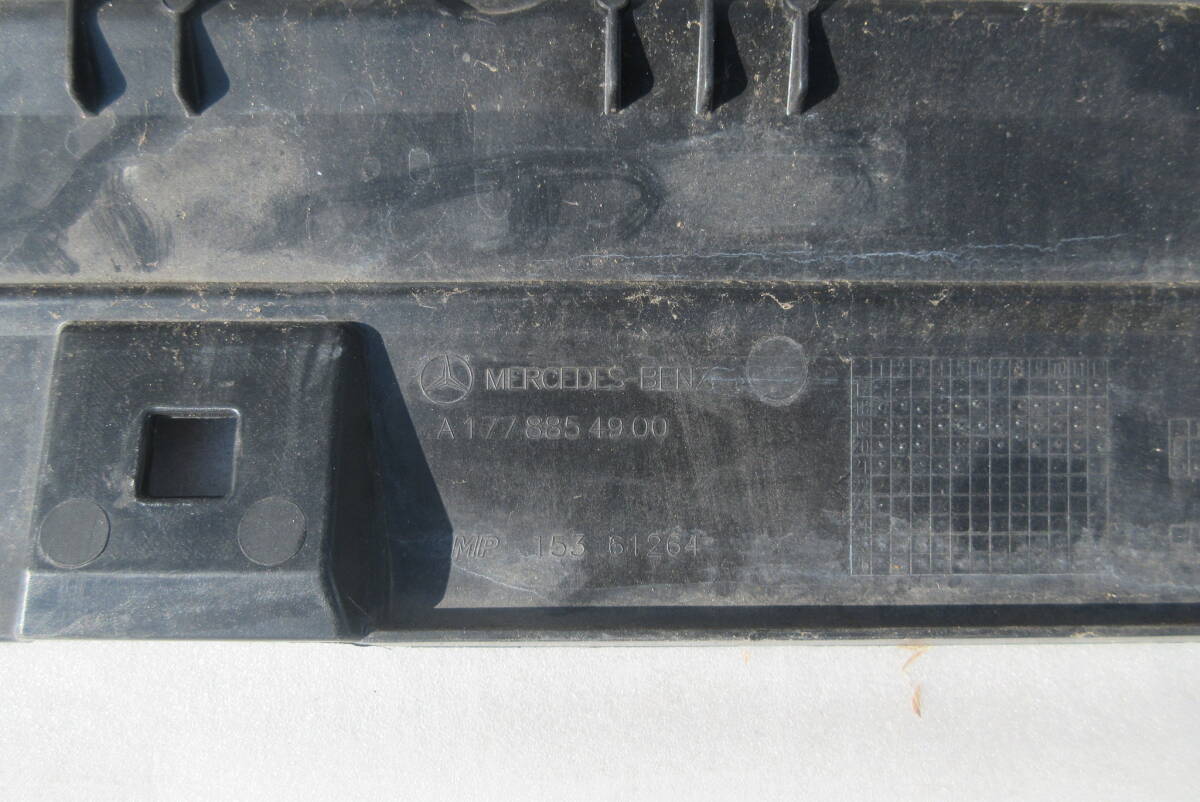 Yahoo!オークション - ベンツ W177 純正 フロントアンダーカバー （242...
