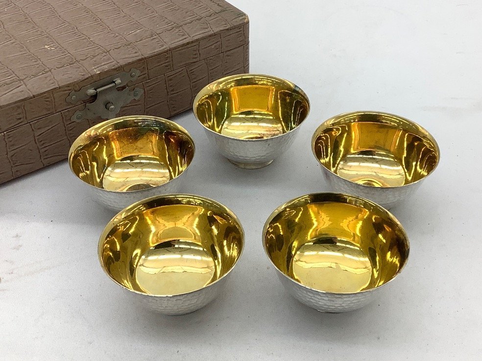 Yahoo!オークション - 純銀 盃 猪口 酒器 5点まとめ 重量 約99g 中古...