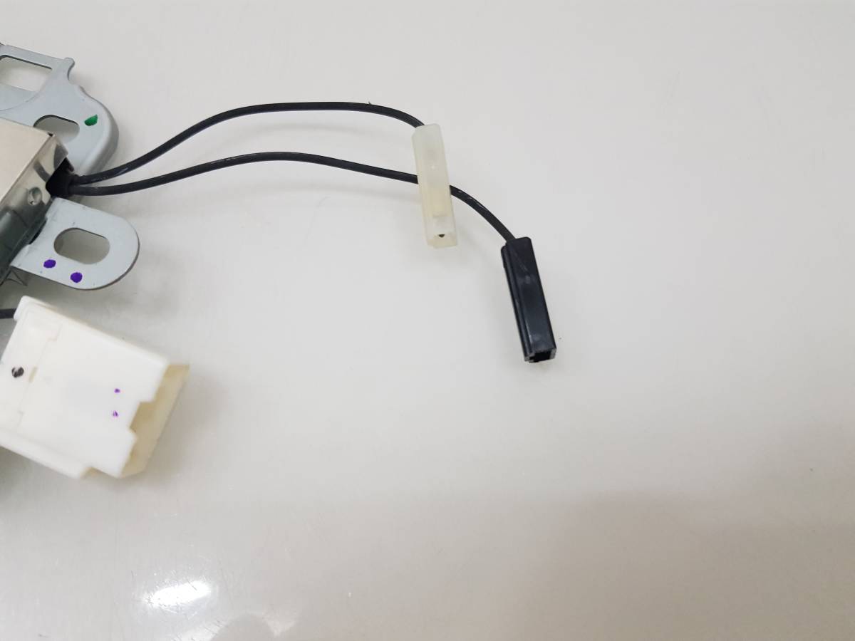 Yahoo!オークション - エスティマ 純正 ACR50W アンプリファイヤアンテ...