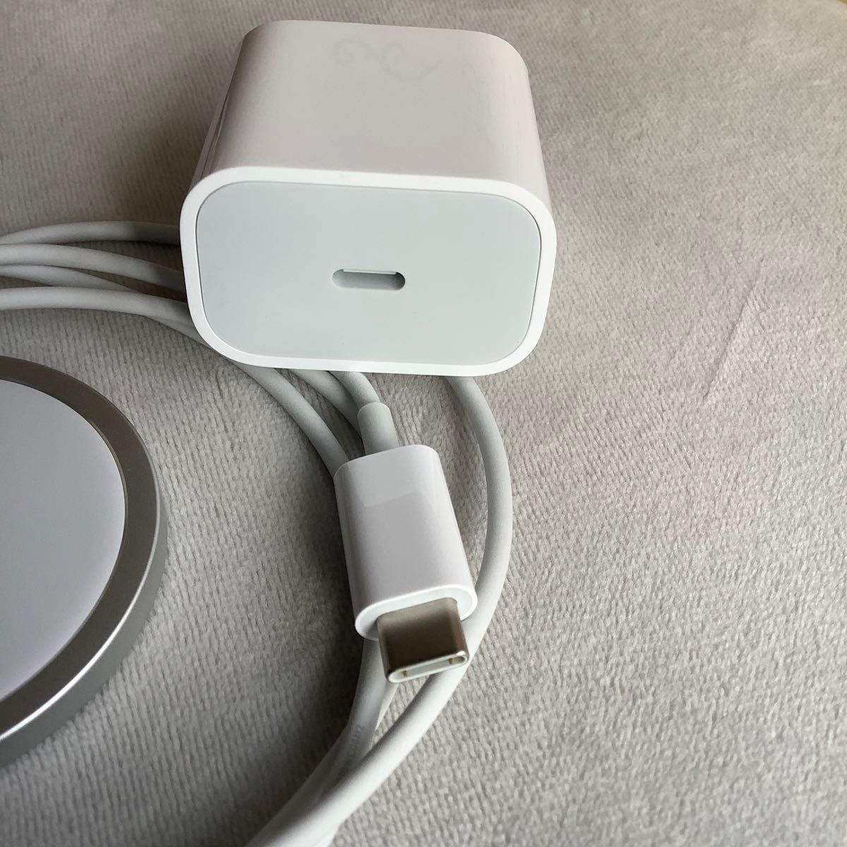 Apple iPhone 充電器 20W USB-C電源アダプタ MagSafe充電器 Apple iPhone 充電器 20W USB-C電源アダプタ MagSafe充電器