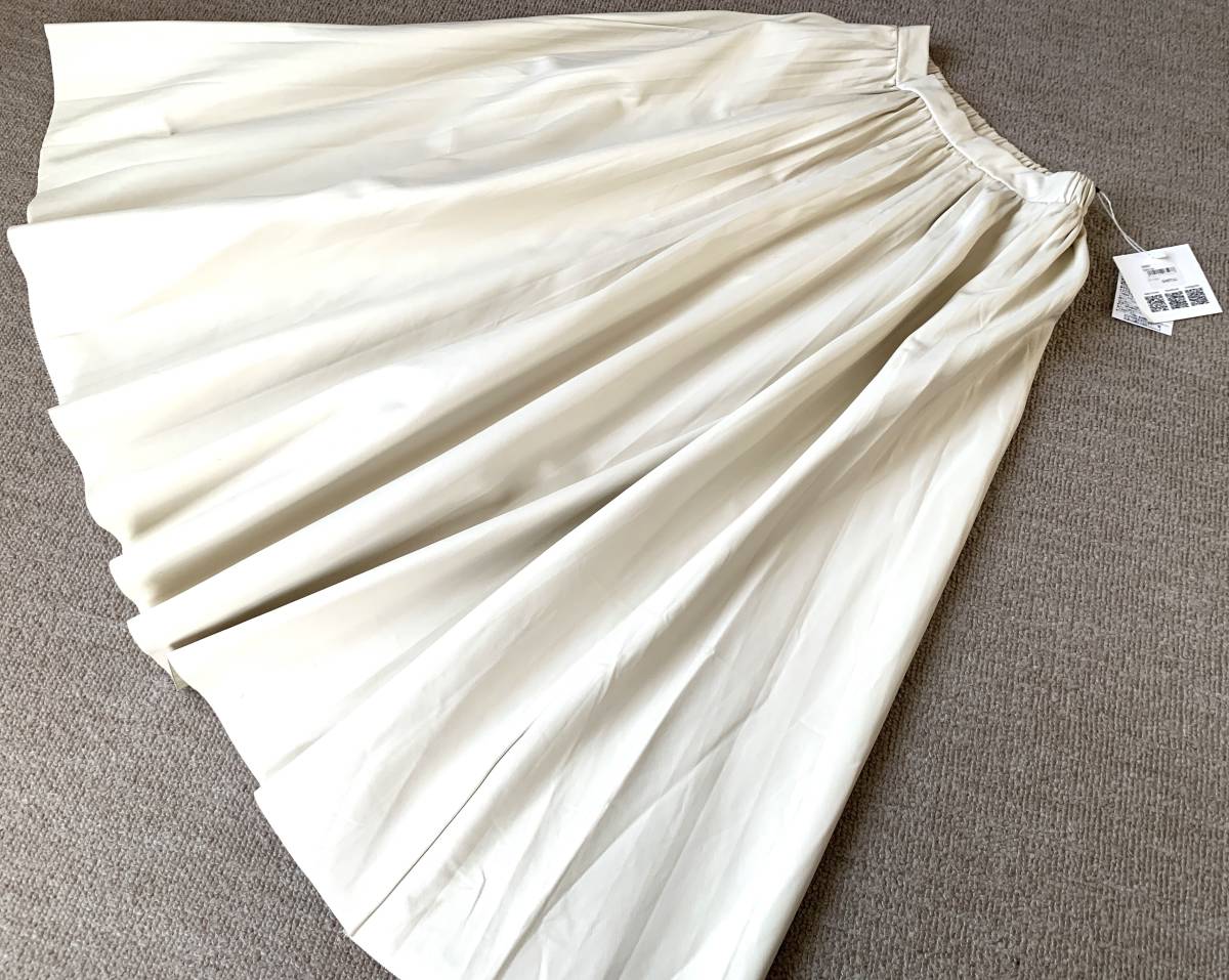 299 しっとりエコレザー ロングプリーツスカート オフホワイト(その他)｜売買されたオークション情報、yahooの商品情報をアーカイブ公開 - オークファン（aucfan.com）