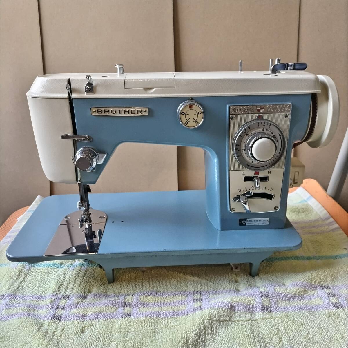 Yahoo!オークション - ブラザーの古いミシン