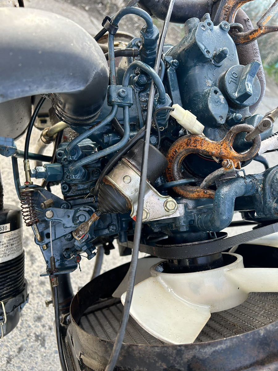 Yahoo!オークション - クボタ コンバイン SR-J3 ディーゼルエンジン Z4...