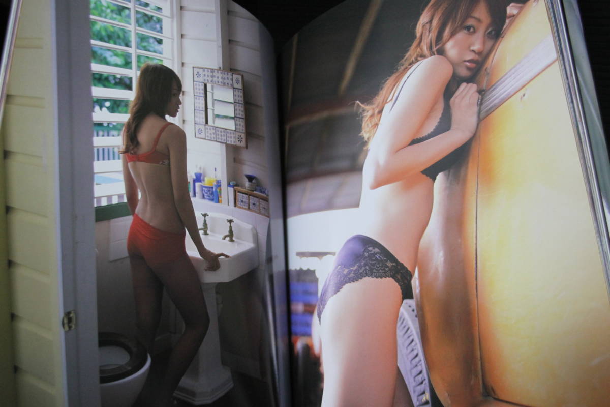 Yahoo!オークション - ＜MARIGOLD＞武田真理子写真集 美乳86㎝ 三愛水...