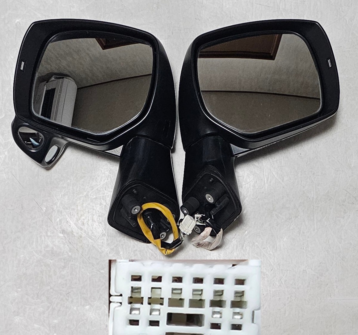 Yahoo!オークション - スバル フォレスター・SJG/SJ5 純正 後期 ドアミ...