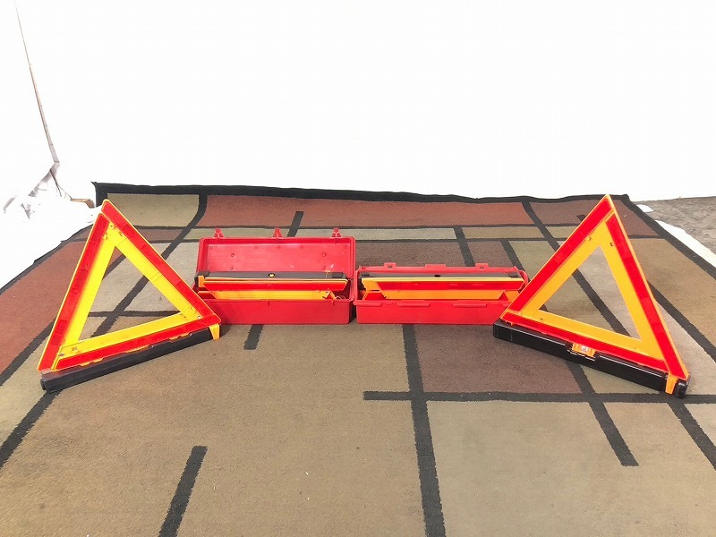 米軍放出品 品 三角停止表示板 3個入×2ケース 反射板 折りたたみ ケース付き 事故防止 緊急停車 120 BB9CK-W#24(その他)｜売買されたオークション情報、yahooの商品情報を ...