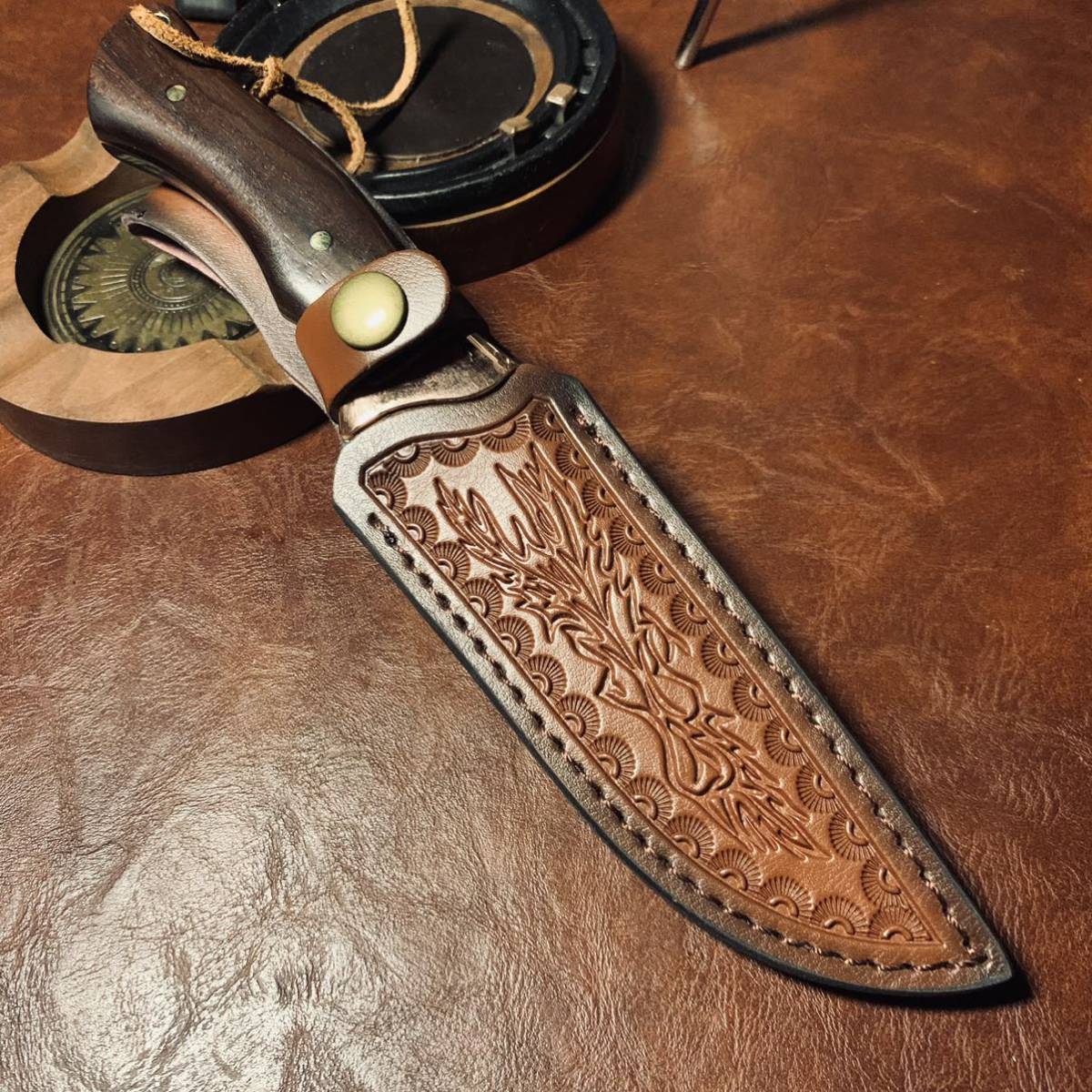 Yahoo!オークション - 刃厚4mm 251g超高品質 アウトドアナイフ 包丁 鋼...