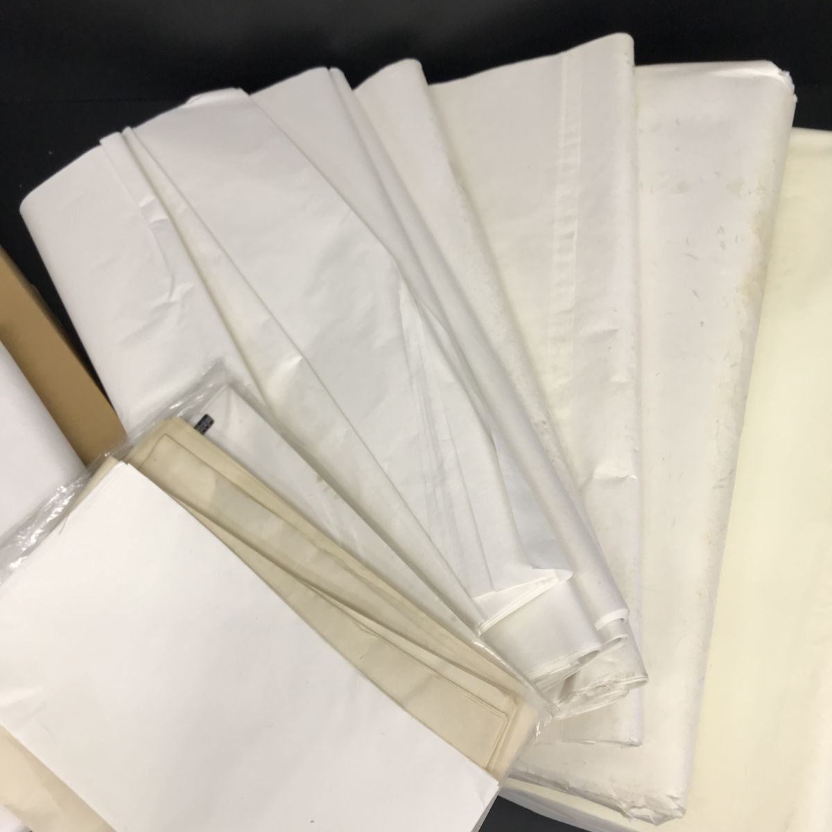 Yahoo!オークション - 画仙紙 半紙 サイズいろいろ 14.5kg 160サイズ詰...