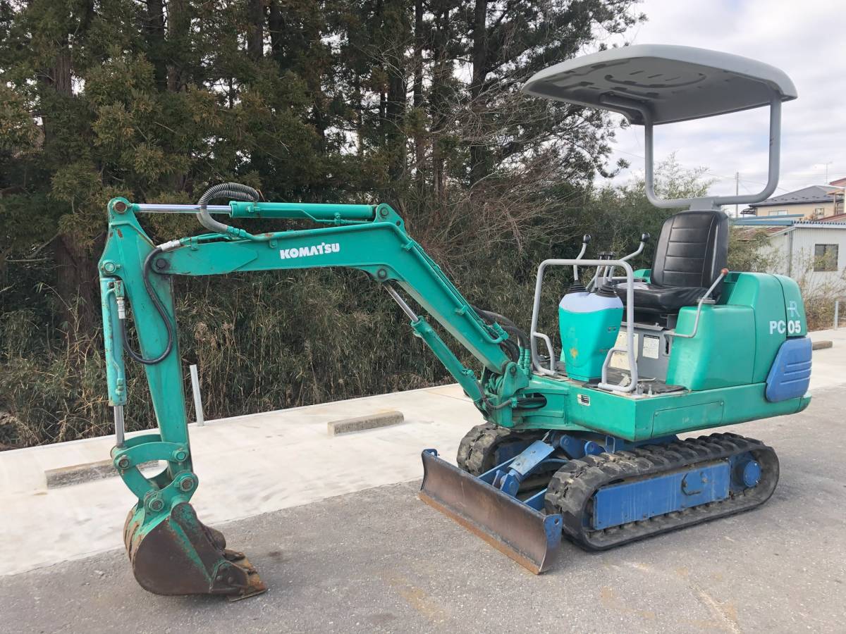 宮城県発 コマツ PC05-7E ミニ油圧ショベル 1tクラス 配管付き ディーゼルエンジン ミニユンボ(建設機械、重機)｜売買されたオークション情報、yahooの商品情報をアーカイブ公開 ...