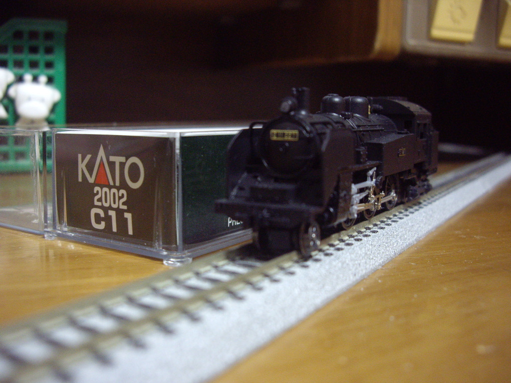 Yahoo!オークション - kato C11 品番2002 動力車動作・ライト点灯確認...