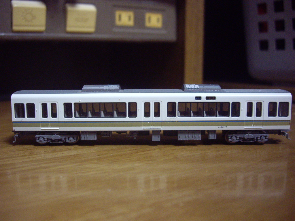 Yahoo!オークション - kato 221系 モハ221-7 T車