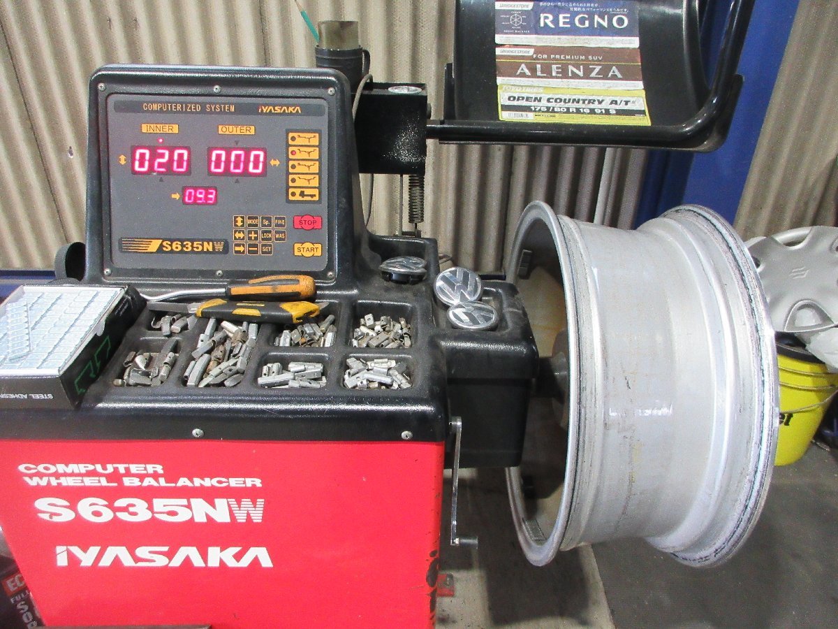 Yahoo!オークション - (R06/02/02) 17インチ 純正アルミホイール / フ...