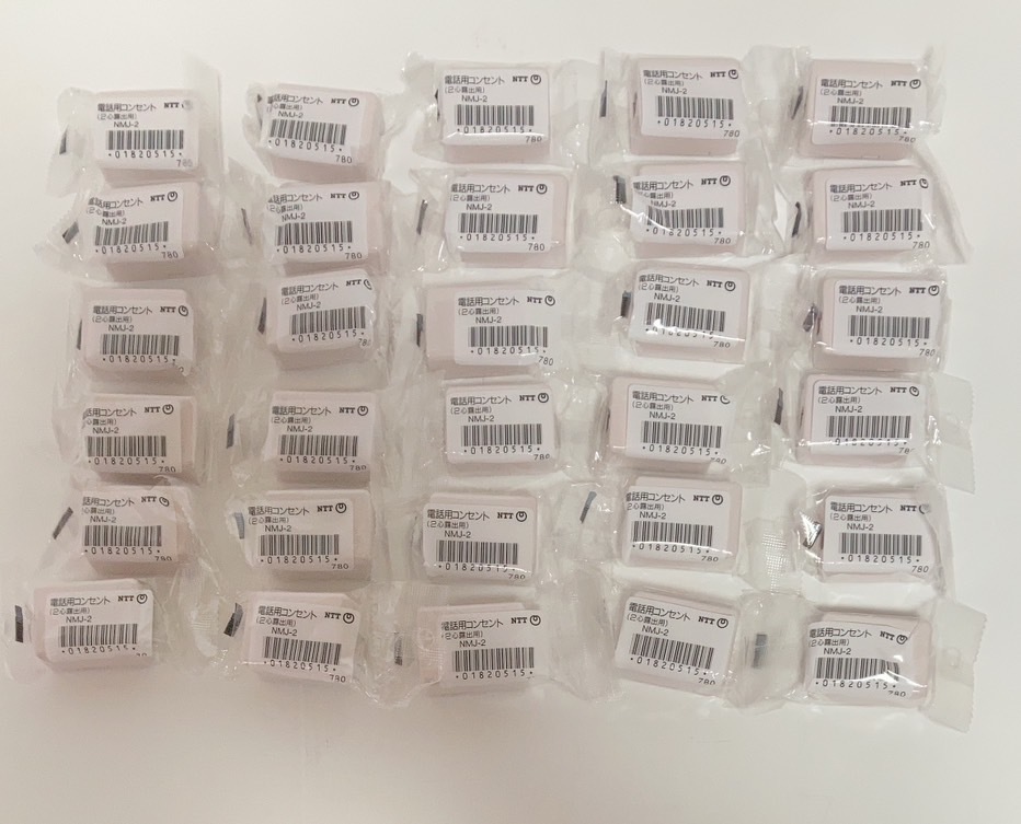 Yahoo!オークション - NTT 電話用コンセントNMJ-2（2心露出用） 30個セ...