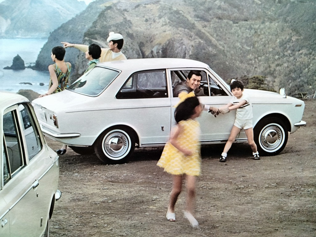 Yahoo!オークション - トヨタ カローラ 1100 乗用車シリーズ 1960年代 ...