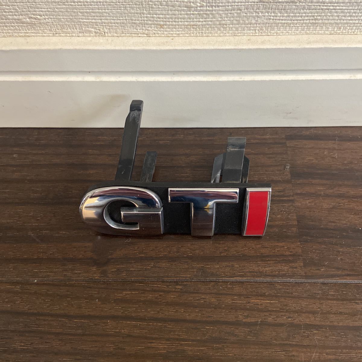 Yahoo!オークション - グリルエンブレム LUPO ルポGTI 前期 中古品