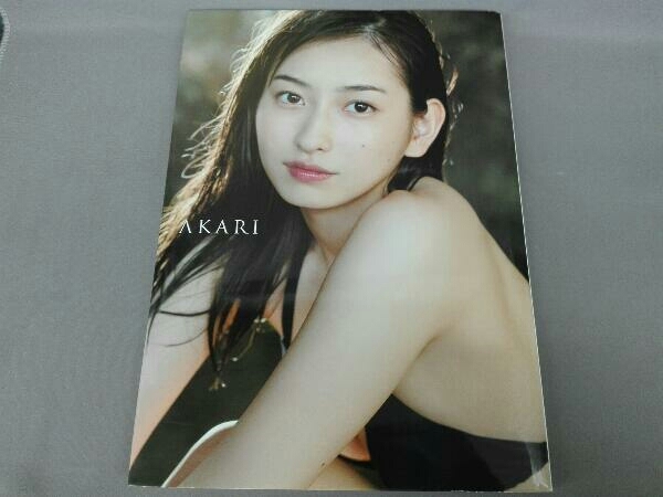 Yahoo!オークション - 植村あかりファースト写真集 AKARI