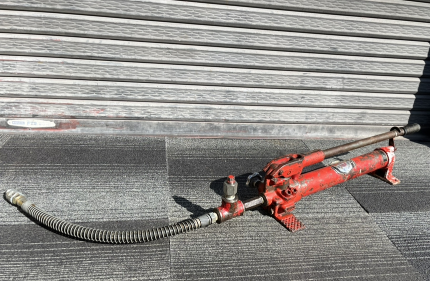 Yahoo!オークション - MP01 理研 手動油圧ポンプ P-1B 油圧ポンプ リケ...