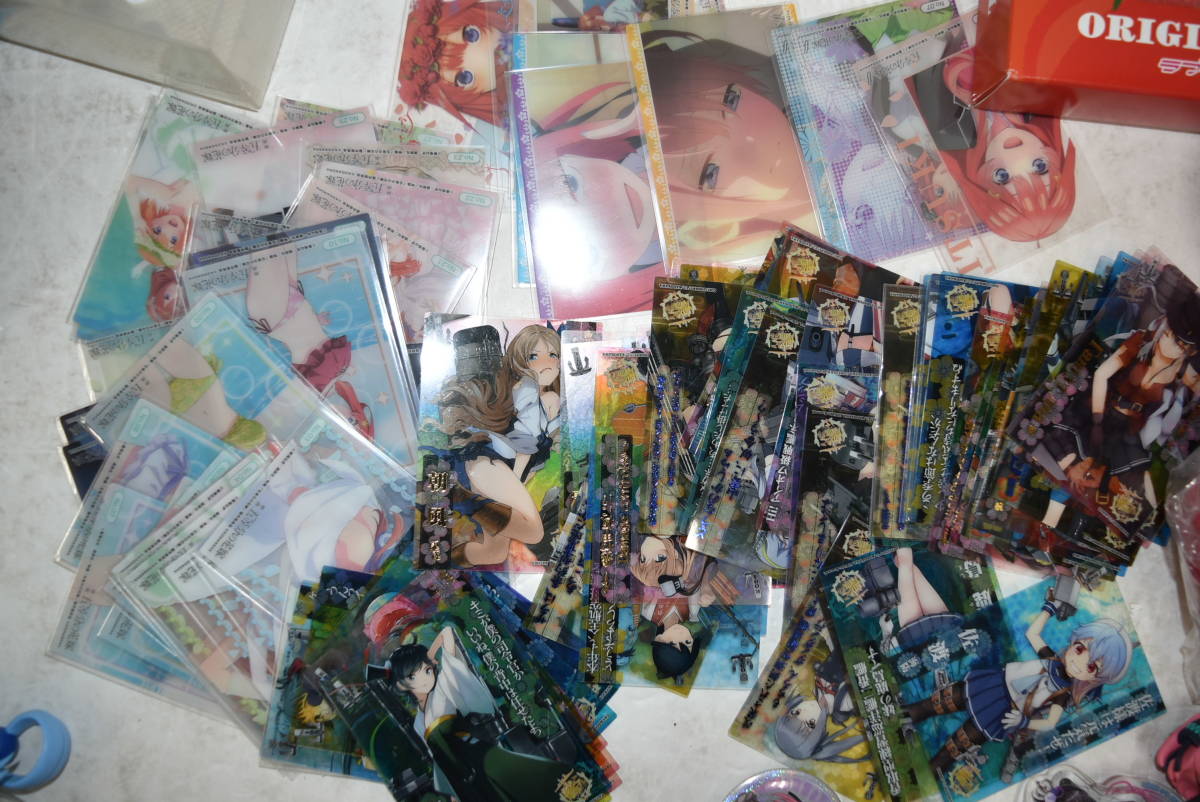 Yahoo!オークション - 32Mdd 萌えグッズセット まとめて箱詰め ラブラ...