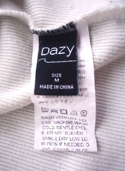 Yahoo!オークション - Dazy (デイジー) タートル トップス サイズM
