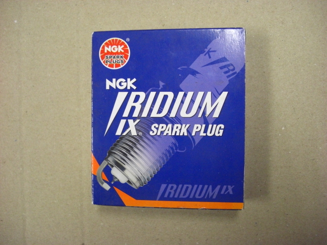 Yahoo!オークション - Z1 / Z2 NGK イリジウム IX プラグ (BR8EIX) × 4...
