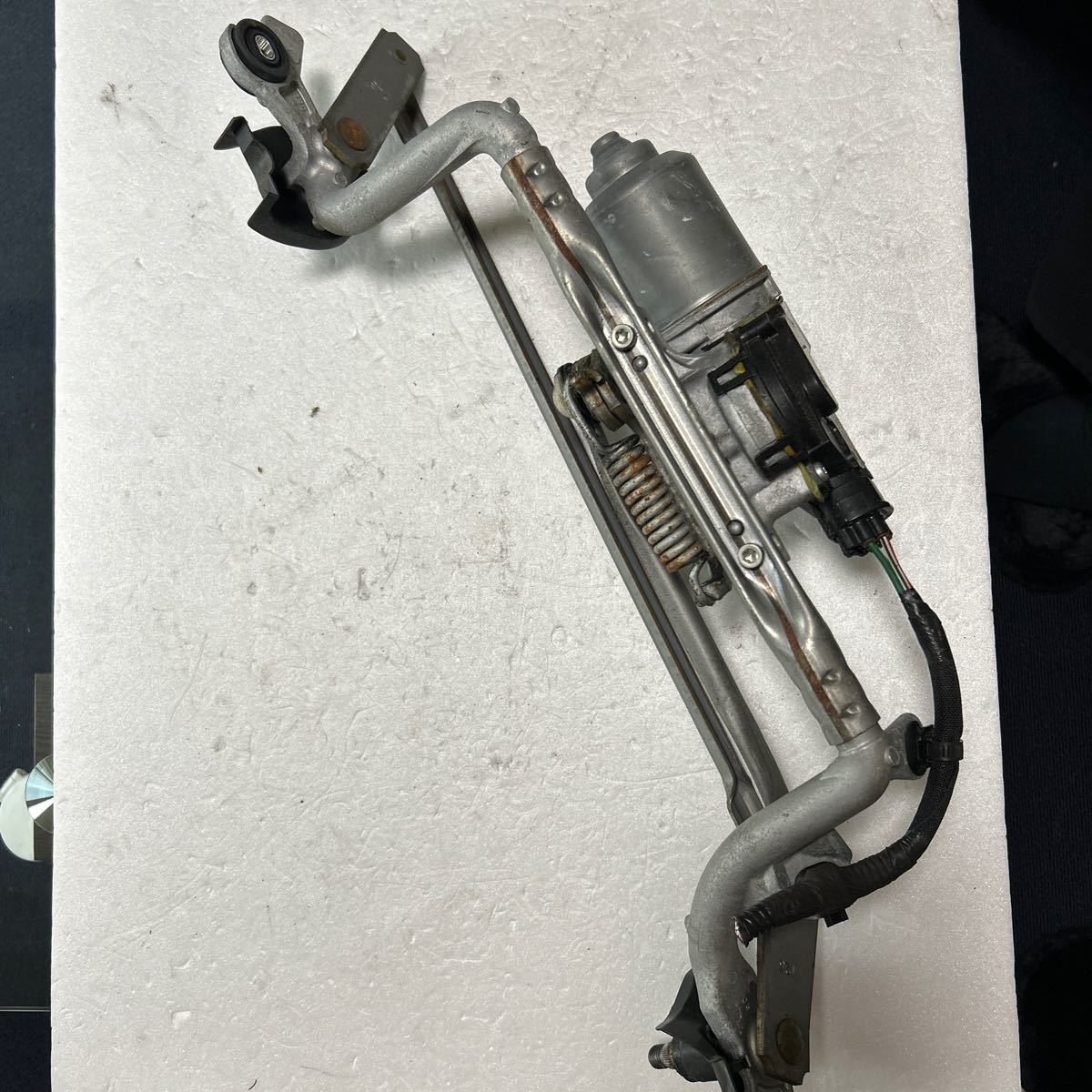 254 トヨタ ZVW 30 プリウス フロント ワイパー モーター リンク 85110-47190 159300-3110 M-262(トヨタ用)｜売買されたオークション情報、yahooの ...