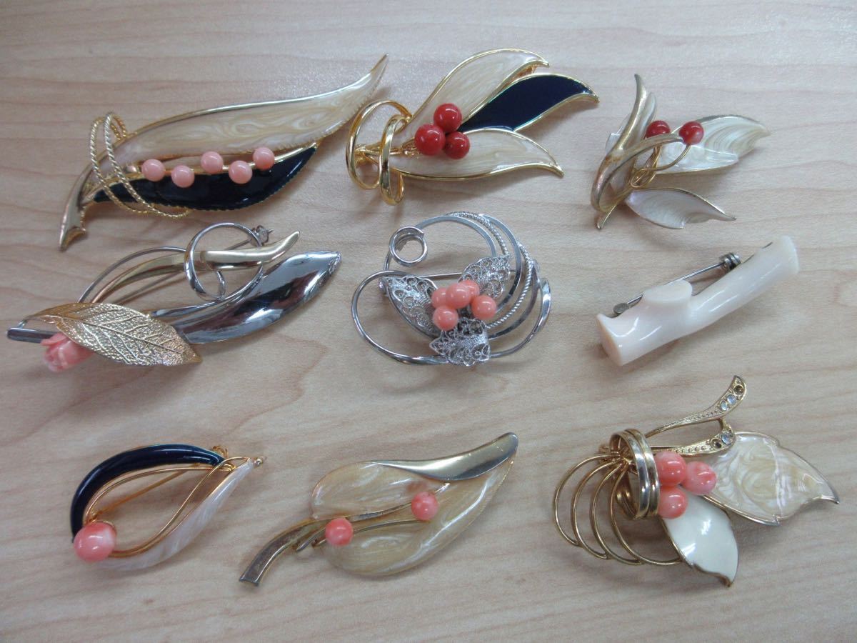 Yahoo!オークション - B99 珊瑚 サンゴ さんご コーラル ブローチ ヴィ...