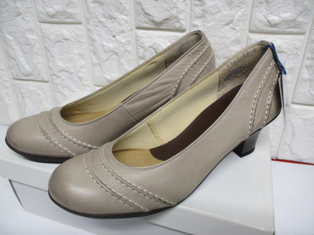 Yahoo!オークション - Y341/未使用 DONA MISS 23.0EEE ベージュ ステッ...