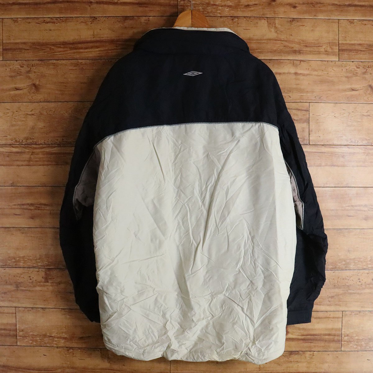 Yahoo!オークション - 8S/R1.26-2 umbro アンブロ ナイロンジャケット...