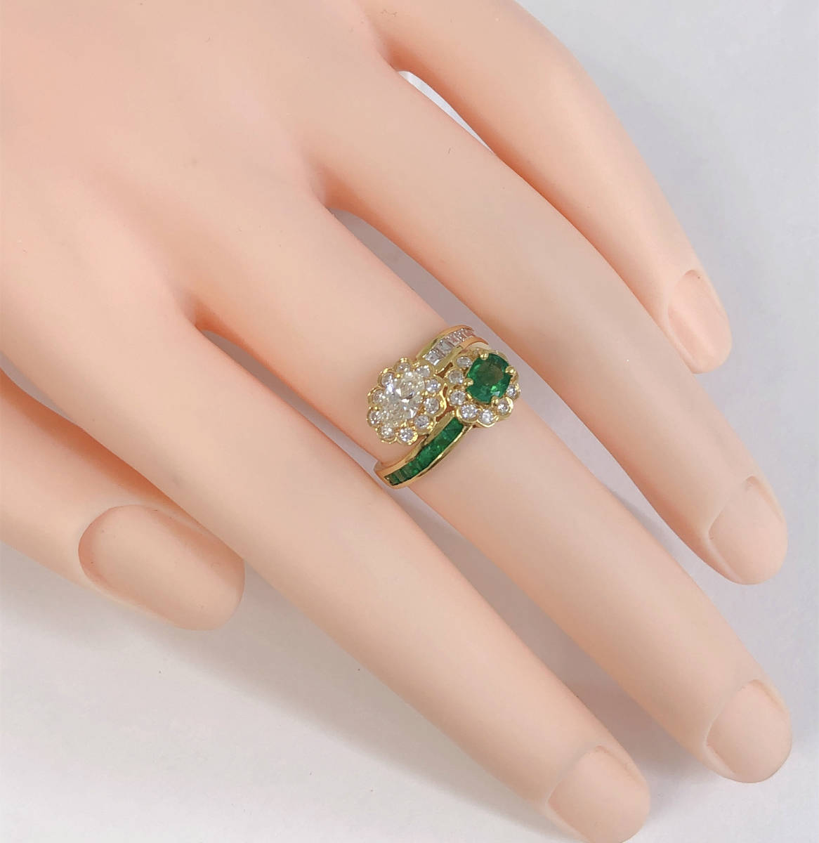 Yahoo!オークション - 素敵 K18 天然エメラルド0.81ct 天然ダイヤモン...