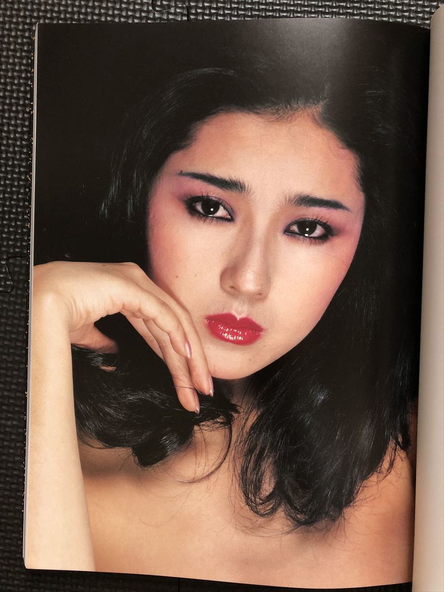 日本代購代標第一品牌【樂淘letao】－藤井秀樹 女優作品集 1994年10月7日 初版発行 女優 三田佳子 松坂慶子 岩下志麻 夏目雅子 浅野ゆう子 他 2冊セット 外箱付き★W46a2402