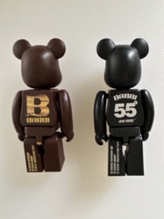 Yahoo!オークション - BE@RBRICK ベアブリック 100％ BABBI 2種