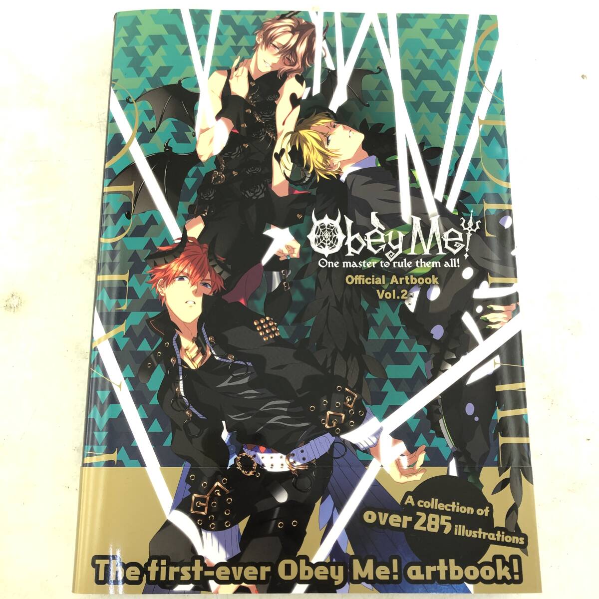 Yahoo!オークション - 【英語版】帯付き 美品 Obey Me official artboo...