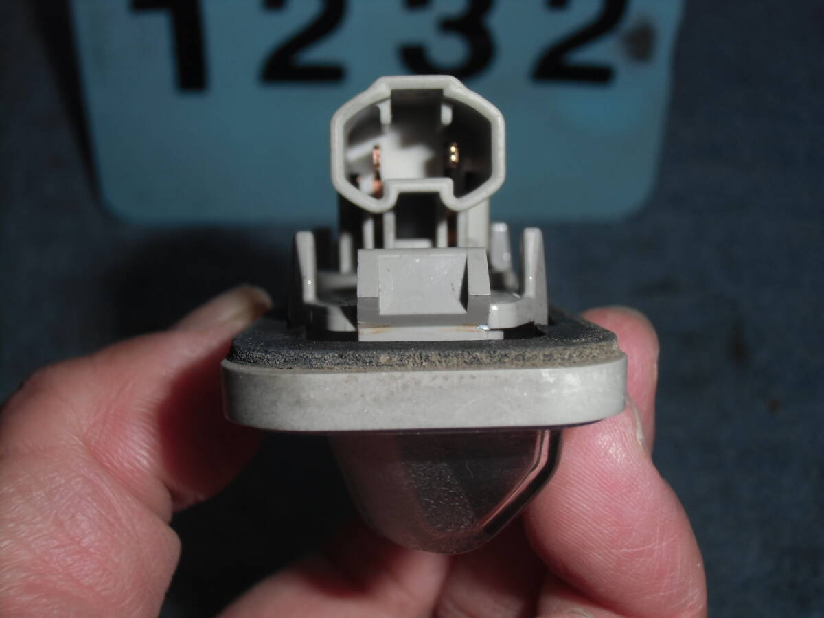 Yahoo!オークション - A1232 ムーヴ カスタムRS/L175S リアナンバー灯 ...