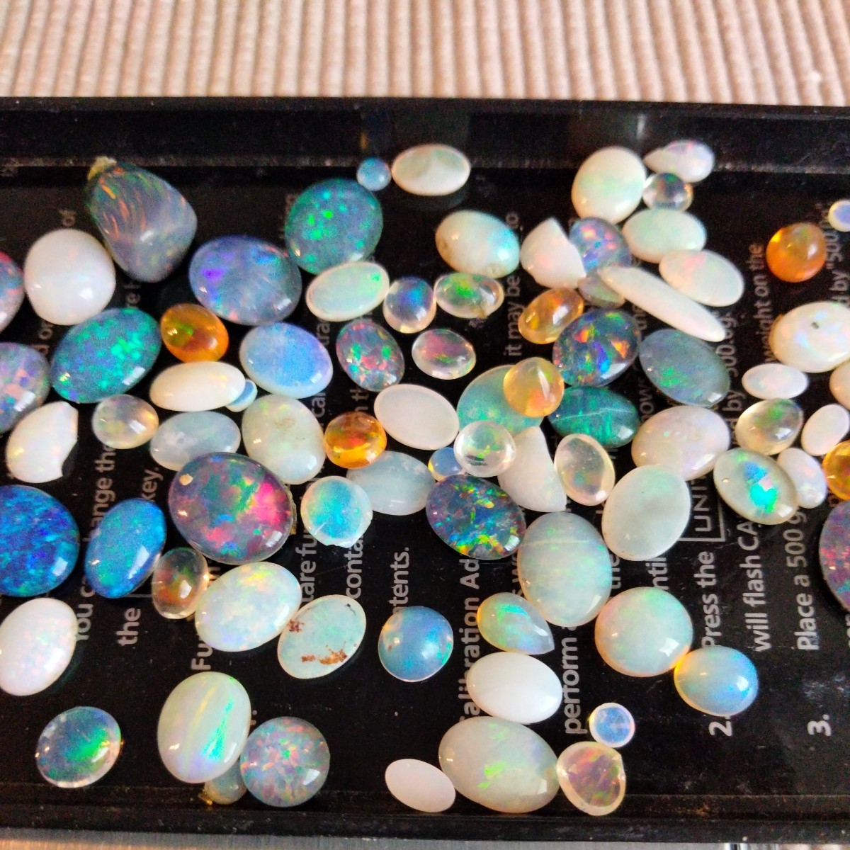 Yahoo!オークション - オパール ルース 53.7ct