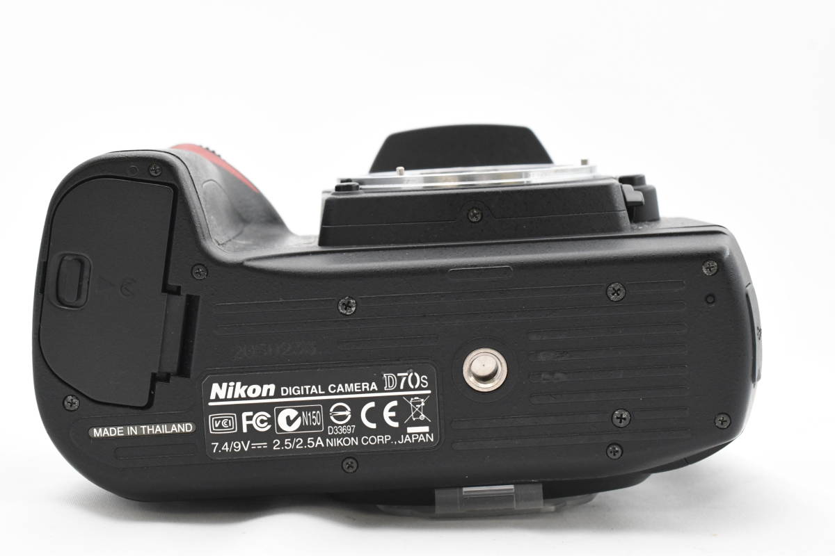 Yahoo!オークション - Nikon ニコン Nikon D70s デジタル一眼カメラボ...