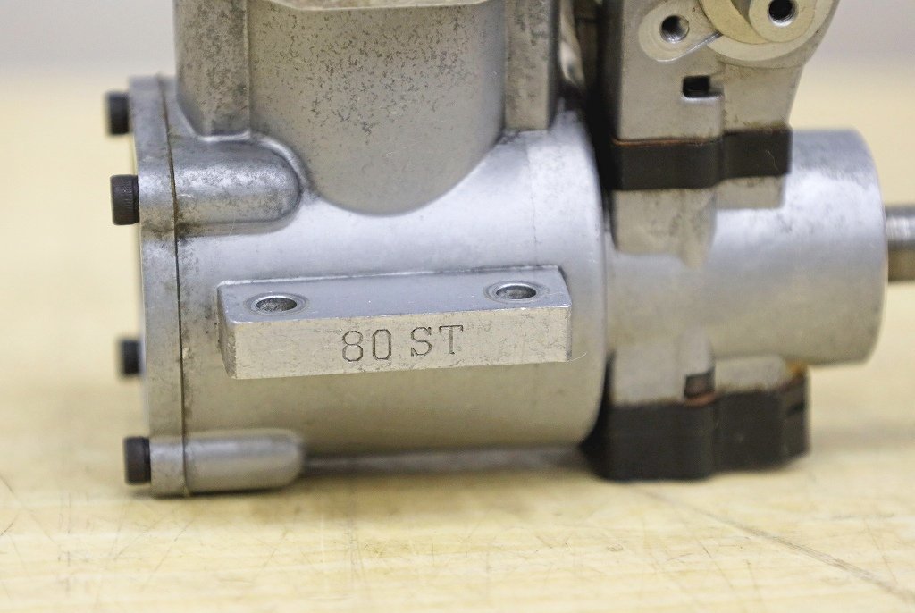 Yahoo!オークション - 0784A23 YS 山田産業 ラジコンエンジン 80ST ヘ...