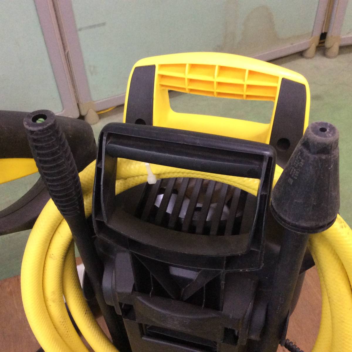 Yahoo!オークション - 【RH-8025】中古品 KARCHER ケルヒャー 家庭用高...