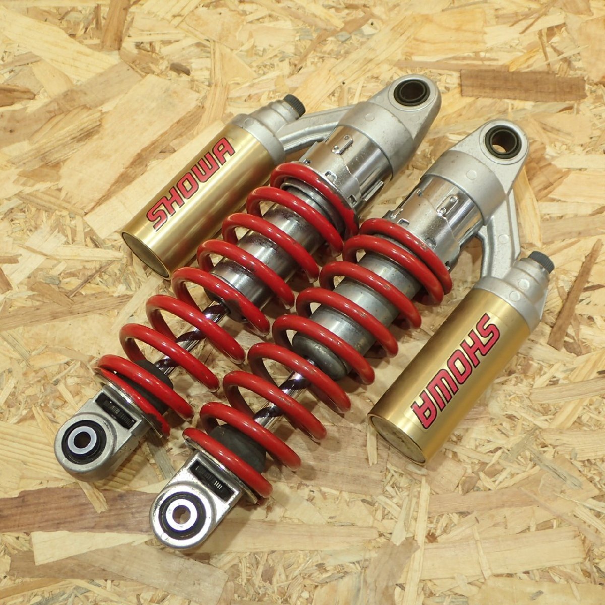 Yahoo!オークション - 【送料Mサイズ】HONDA SC40-10014 CB1300SF リア...