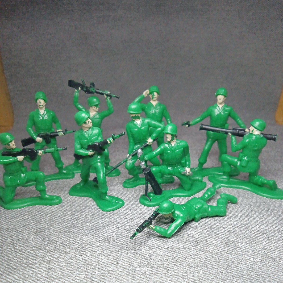 Yahoo!オークション - (W44)100円スタート DISNEY PIXAR THINKWAY TOYS...