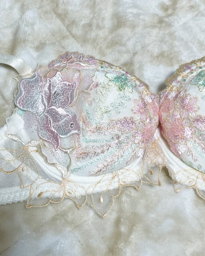 Yahoo!オークション - ECO 補正下着 WACOAL サルート Salute 17グルー...