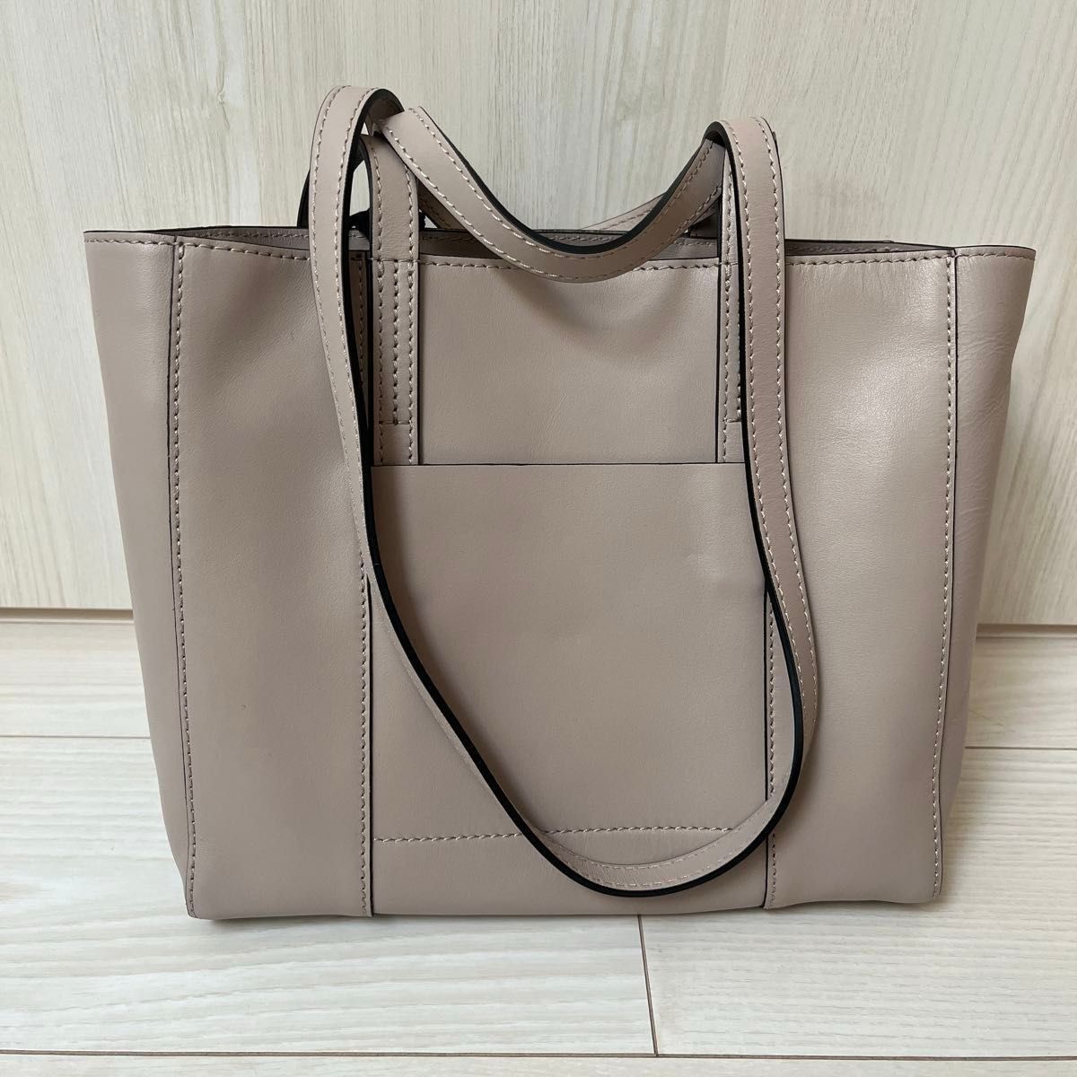 新品 GIANNI CHIARINIジャンニキャリーニスーパーライトトート 新品 GIANNI CHIARINIジャンニキャリーニスーパーライトトート
