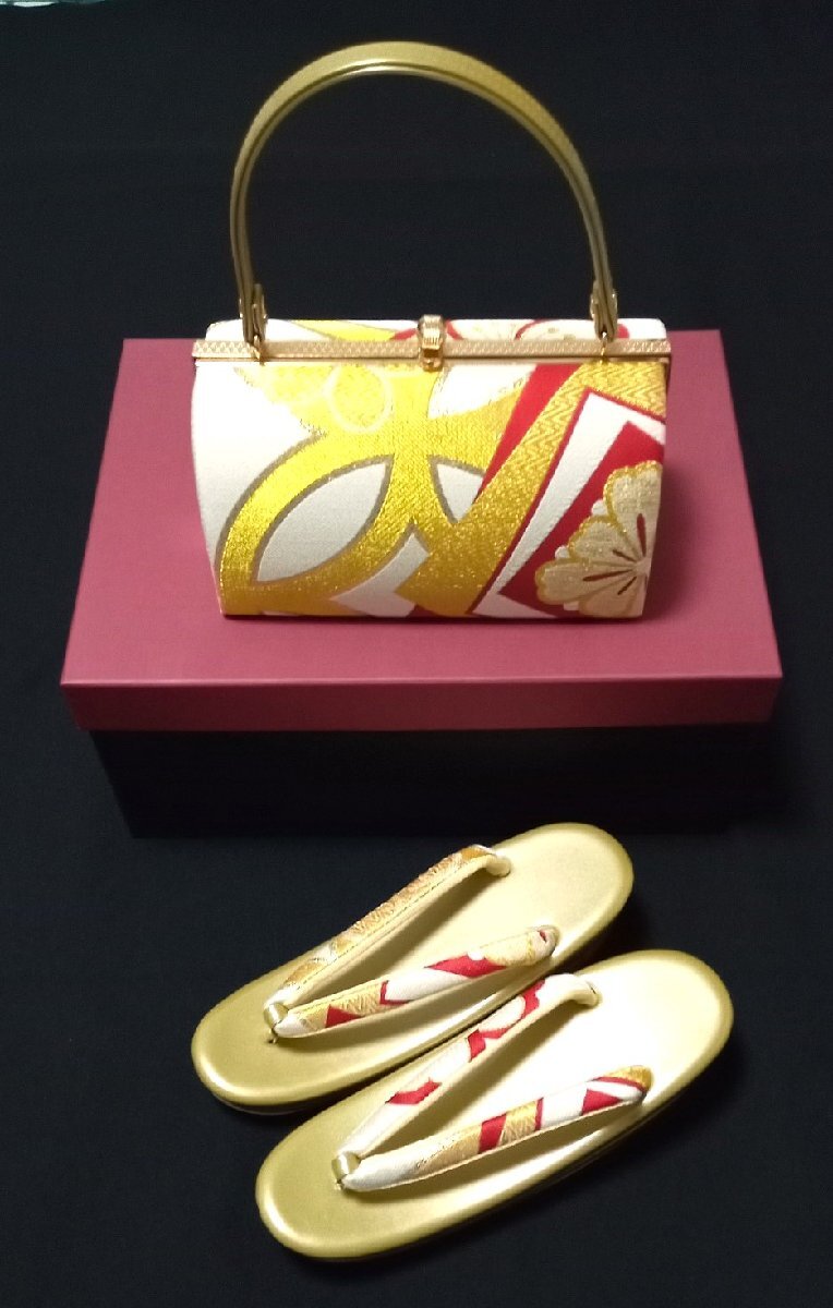 Yahoo!オークション - 7499 振袖用 草履とバッグのセット フリーサイズ...