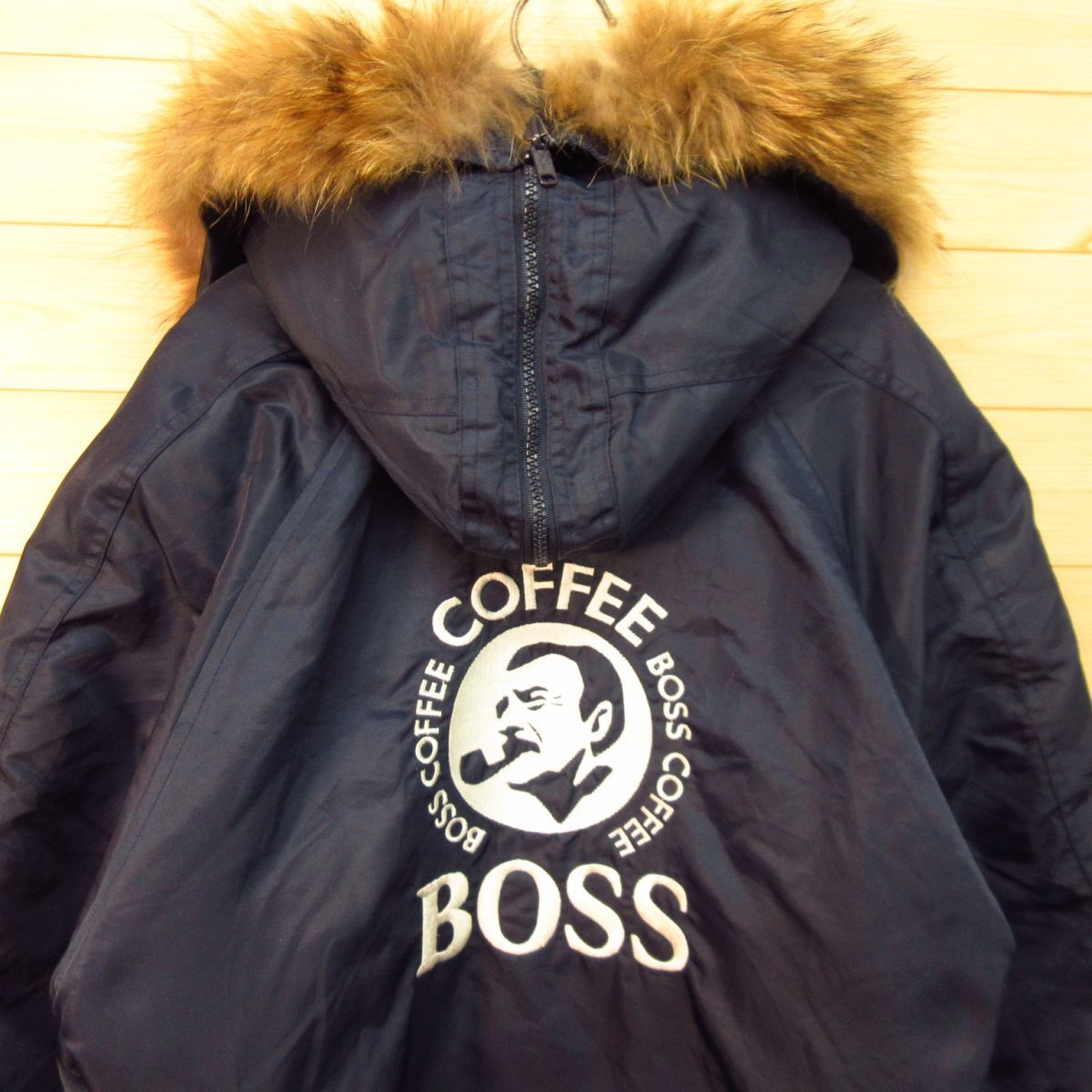 〇 非売品 BOSS ボスジャン サントリー N-2B フライトジャケット ミリタリー リアルファー グッズ ユニフォーム メンズ 紺 M A4278(サントリー)｜売買されたオークション情報 ...