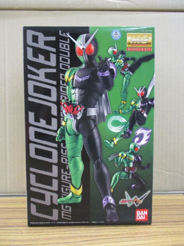 Yahoo!オークション - #w7【梱80】バンダイ MG 1/8 仮面ライダーW サイ...