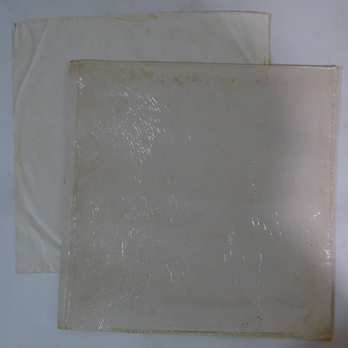 Yahoo!オークション - 14030184 【国内盤/TMOQ/Red Vinyl/シュリンク付...