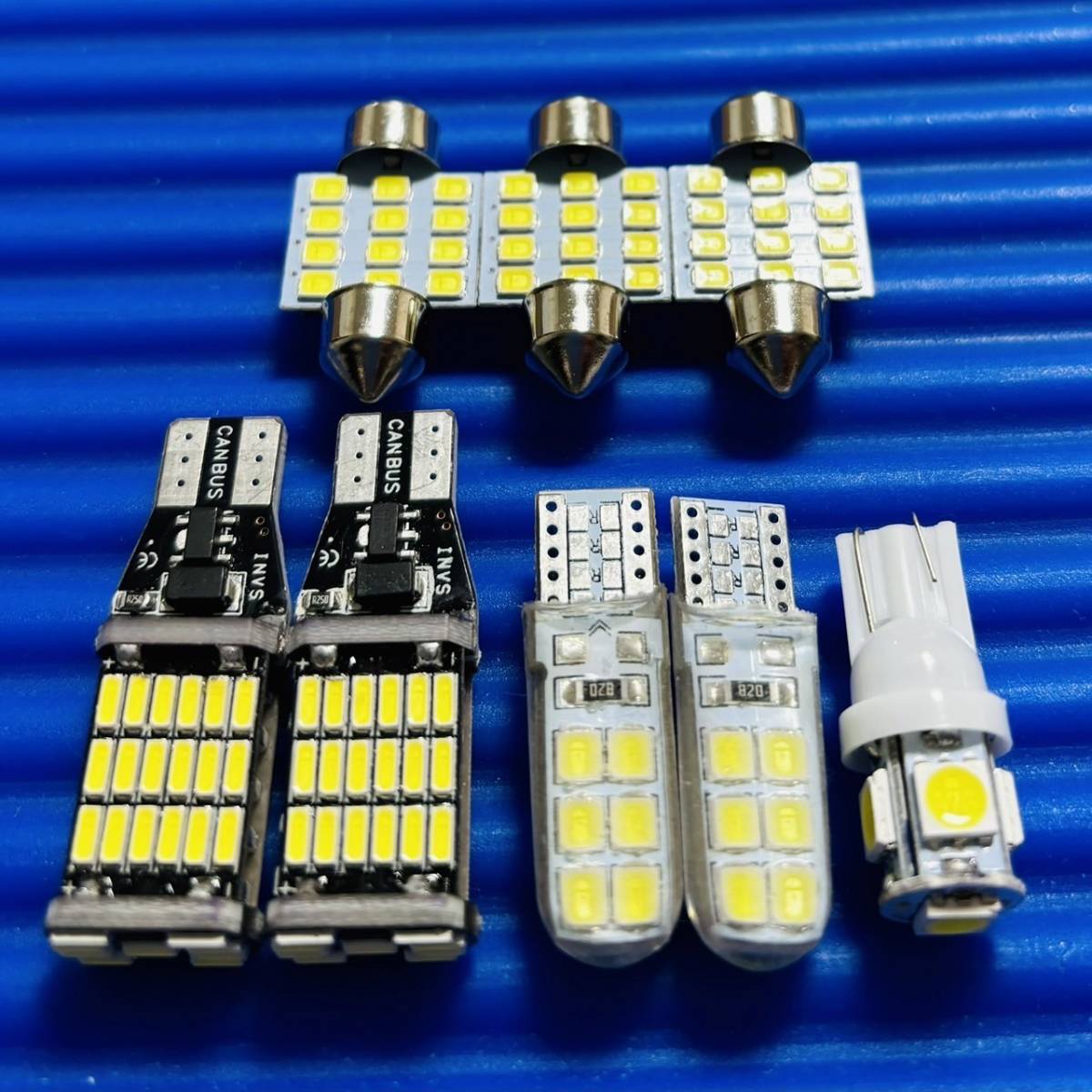 Yahoo!オークション - 8個セット B21A デイズルークス T10 LED ルーム...