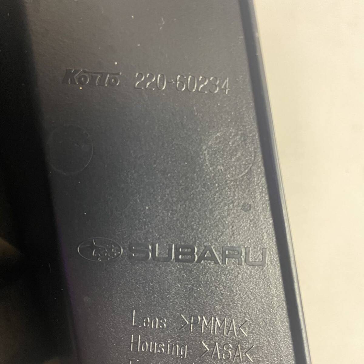 Yahoo!オークション - スバル純正 レガシィB4 DBA-BN9 右テールランプ ...